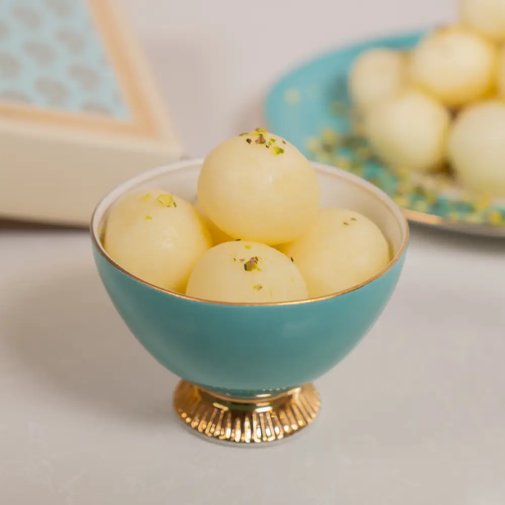 Buy White Rasgulla Online | South Asian Central